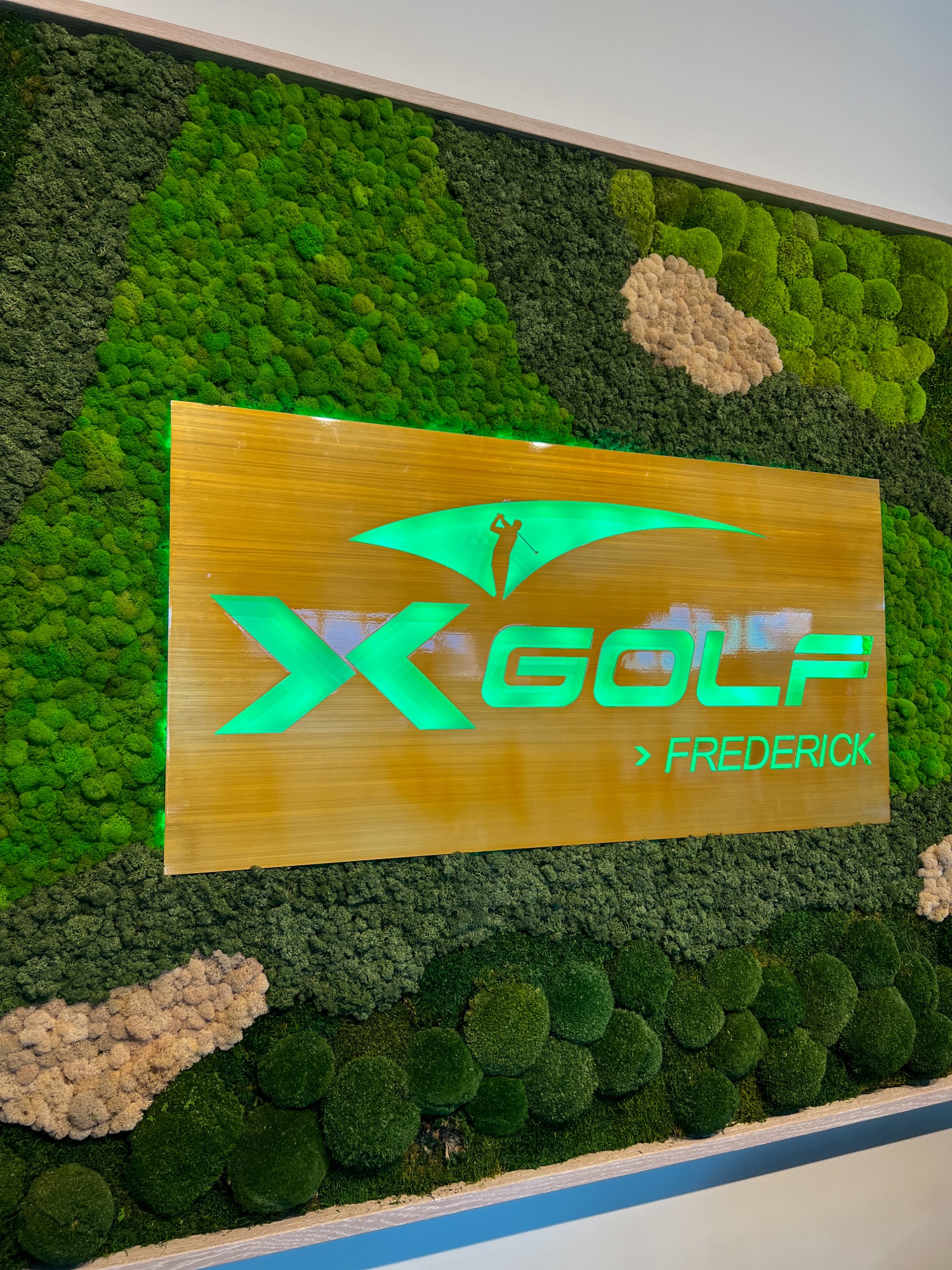 First Look Inside Largest X-Golf Facility in America, Opening in ...