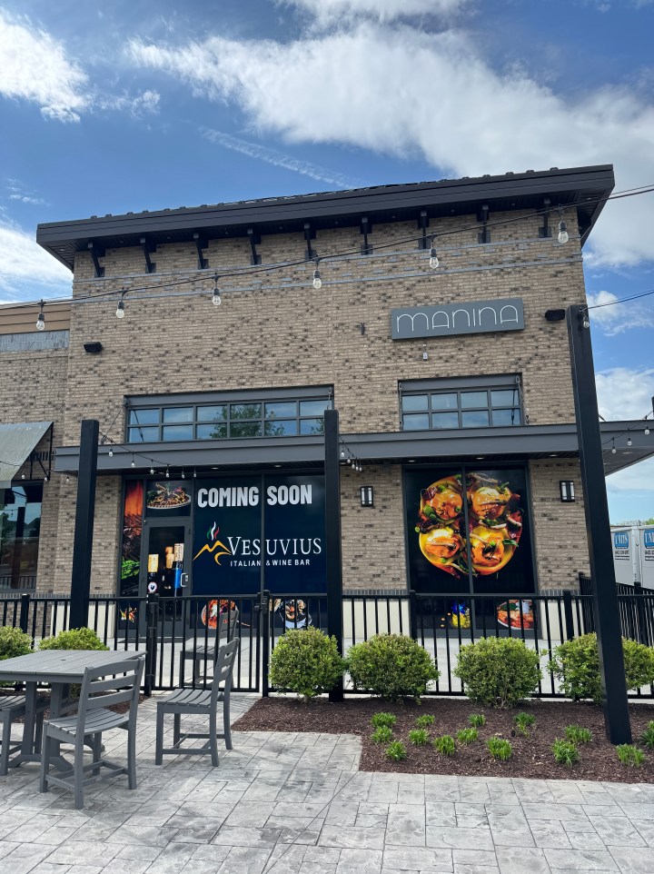 Italian Restaurant & Wine Bar Coming Soon to Former Manina Space in ...